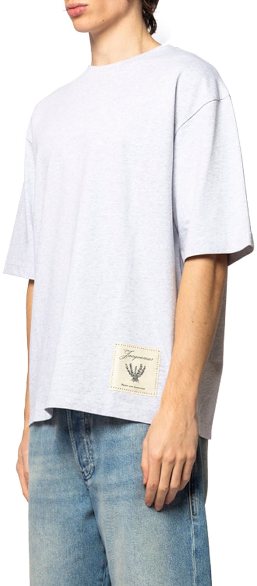 Jacquemus LE TSHIRT TORNEO MC ROSEMARY LABEL GREY | Vanaf € 249,-